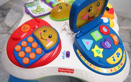 JuaiMurah: Fisher Price Laugh N Learn Activity Table