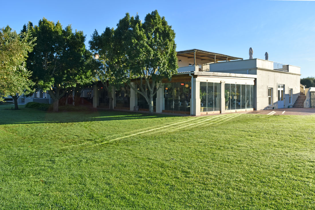 .: A Weekend in Stellenbosch. 3. Spier Hotel, Vadas restaurant, Wine ...