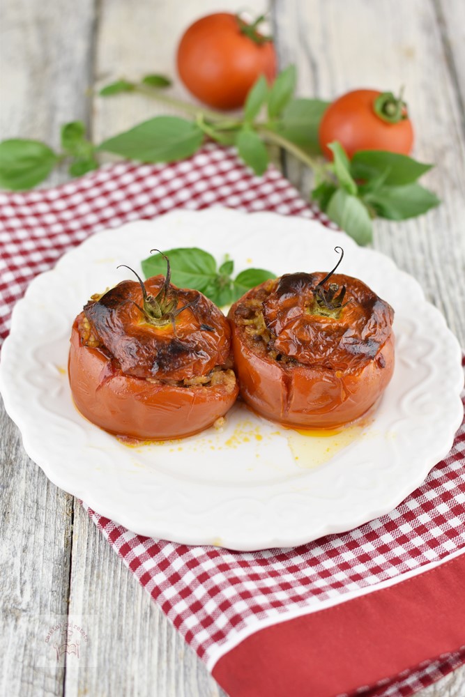 Rosii umplute cu carne - CAIETUL CU RETETE