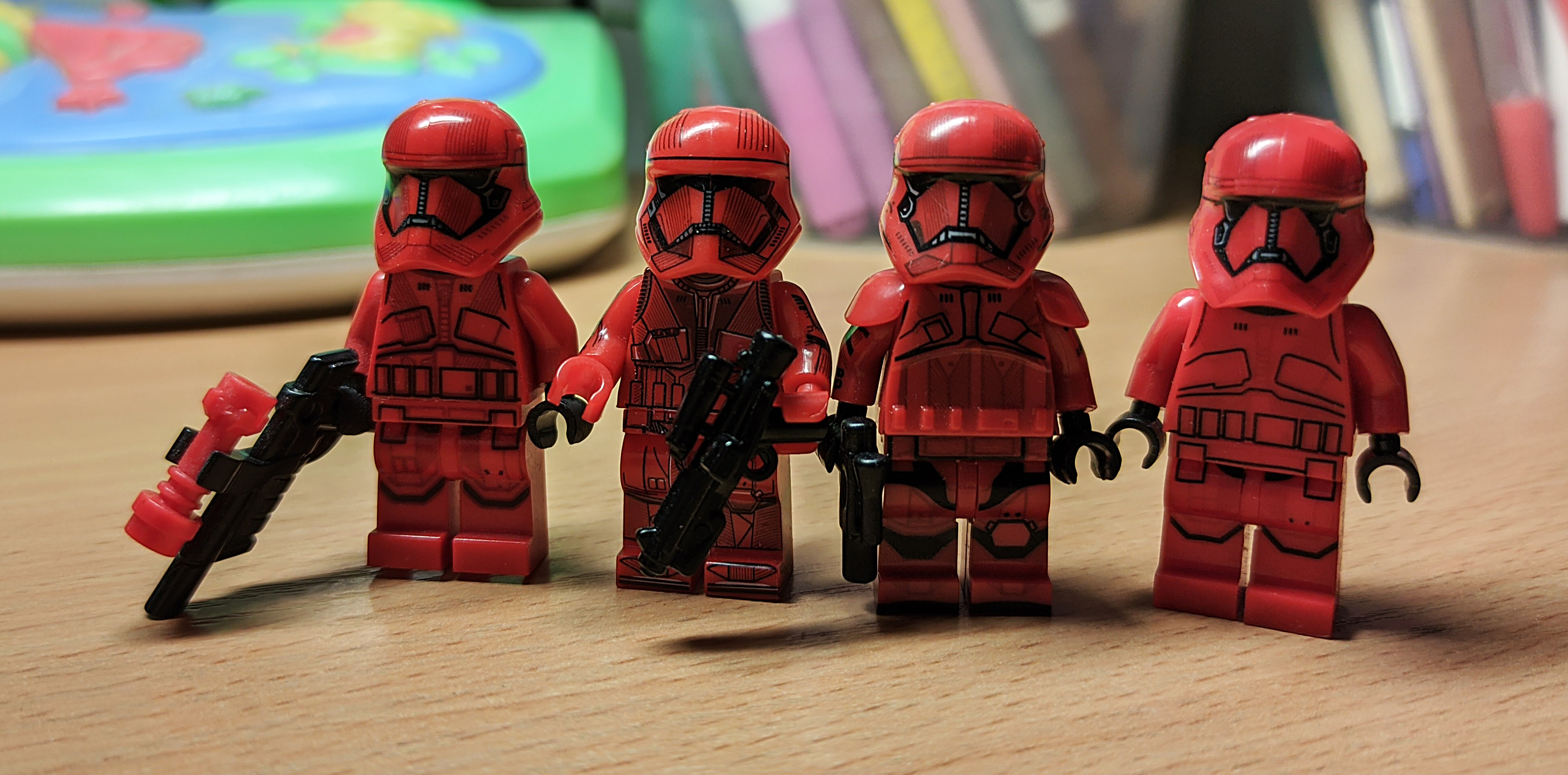 Сравнение оригинальных фигурок LEGO и фигурок с АлиЭкспресс