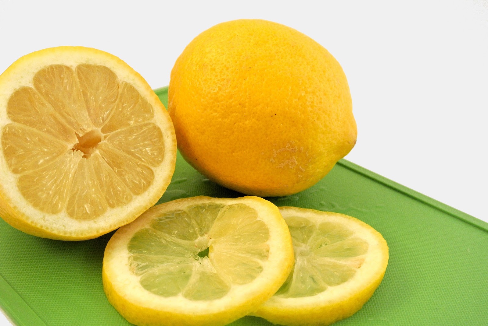 Skin Body Tips: How To Use Lemon Juice To Whiten Skin Tone