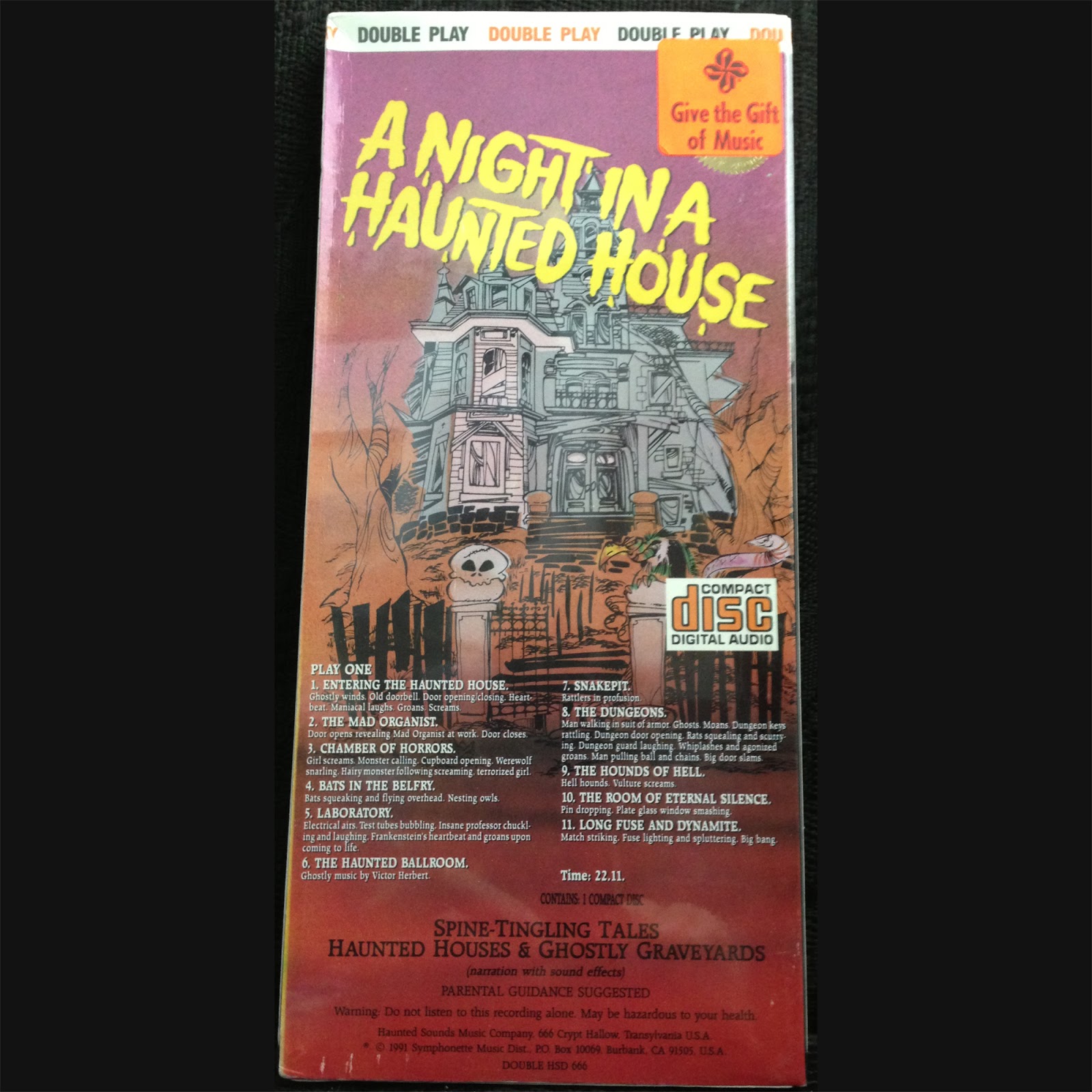 HORROR-HALL Gothic Cheap Halloween Props and Costume Accessories: A ...