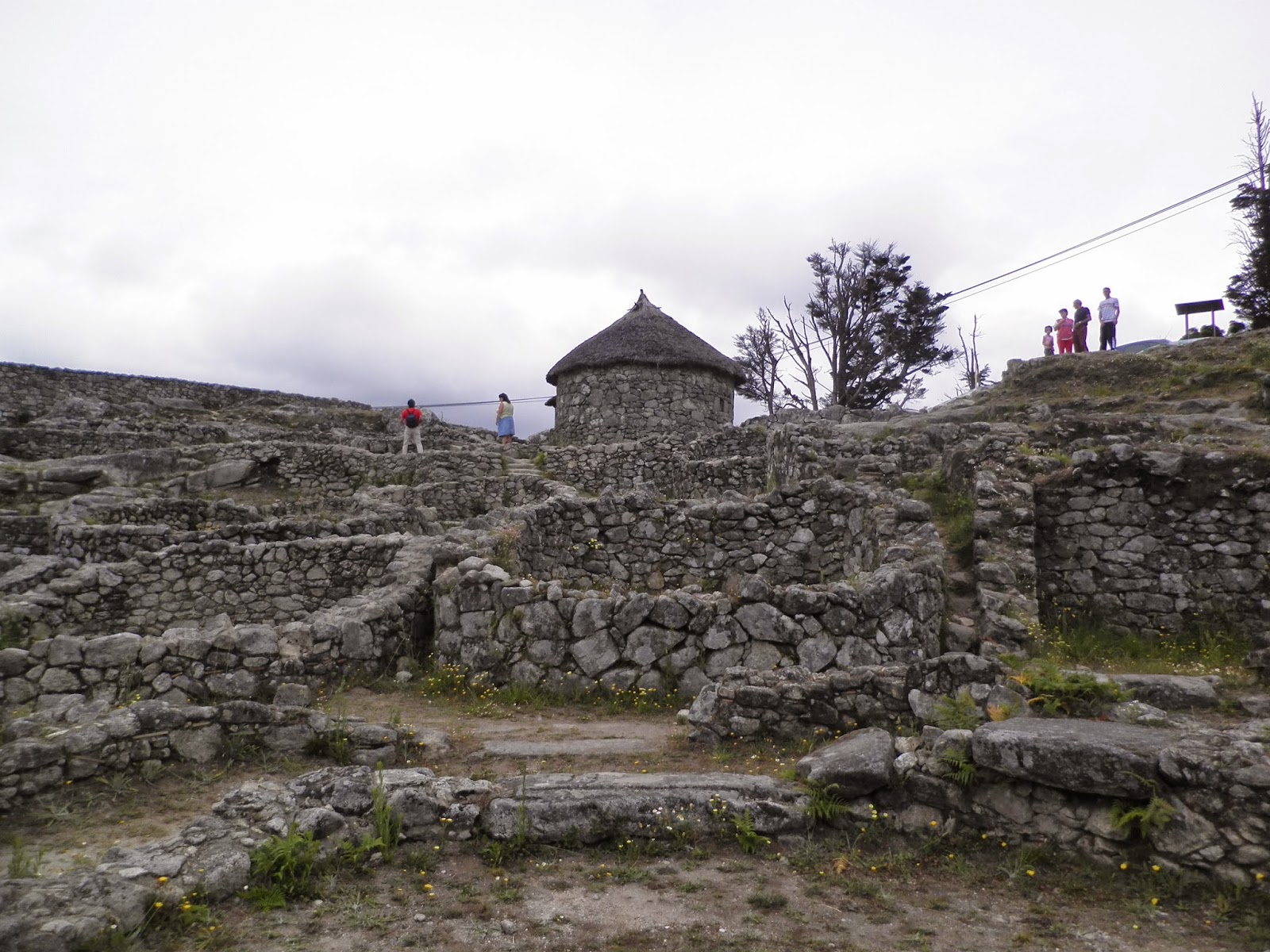 Unos amigos de Paradores: El monte sagrado de Santa Tecla (La Guardia ...