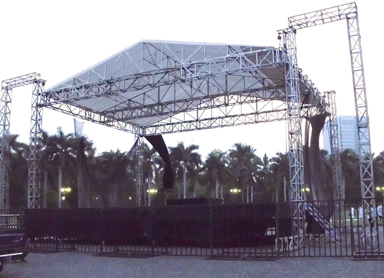 Panggung Rigging Cheer Production: Contoh Panggung Rigging
