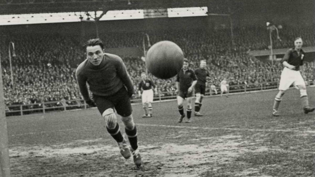 ORIGIN OF THE SOCCER BALL ORIGIN OF THE SOCCER BALL