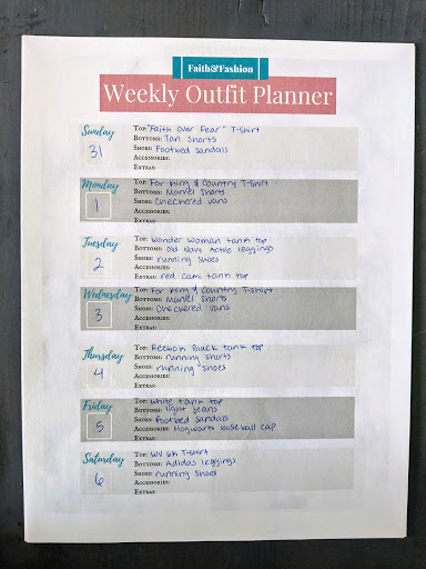 How to Use Your Weekly Outfit Planner... A Subscriber Freebie!