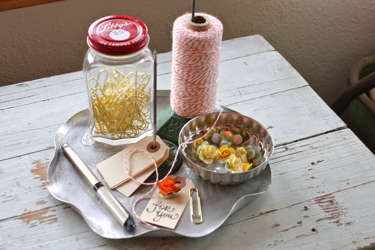 Mish Mash: Tray displays....some fun styling ideas