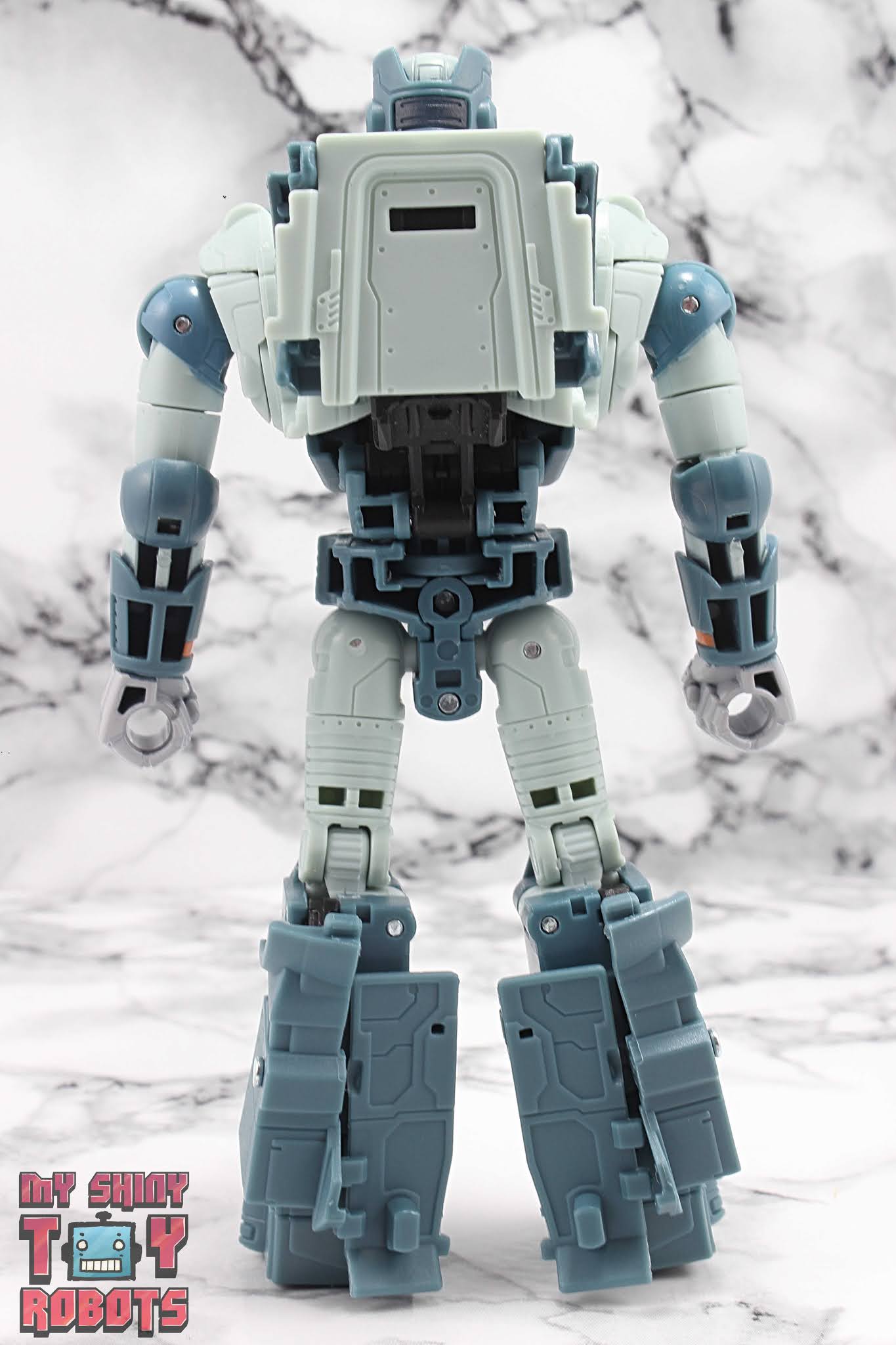 My Shiny Toy Robots: Toybox REVIEW: Transformers Studio Series 86 Kup