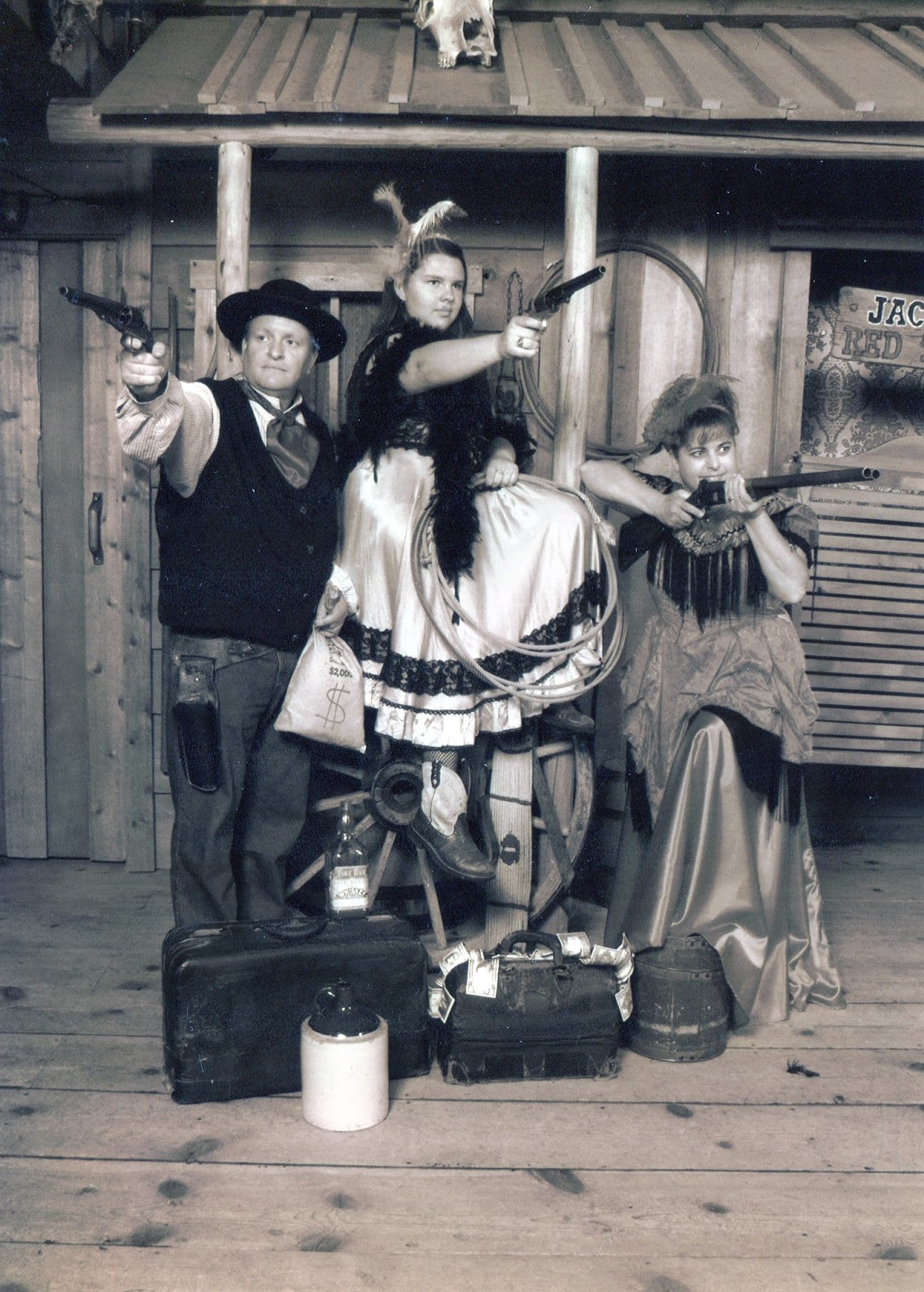 Short Mamma Insights: Old Time Pictures