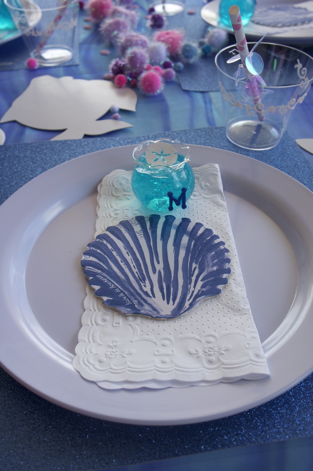 boubou: Pink dolphin party