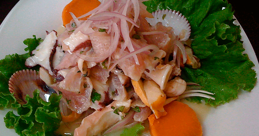 Comida típica de la Selva: Ensalada de Chonta o Plamito