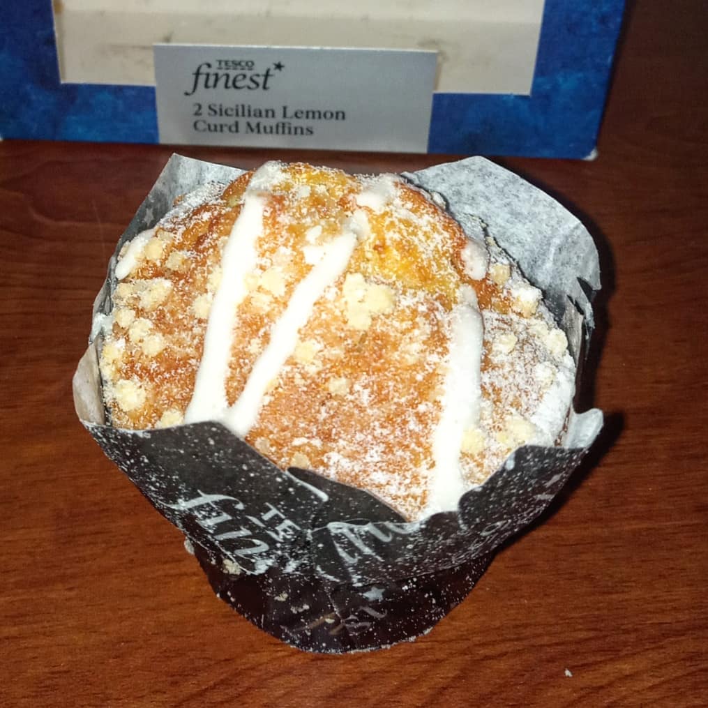 Supersupergirl's Food Reviews: Tesco Finest Sicilian Lemon Curd Muffins
