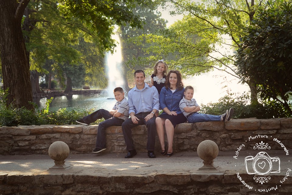 Ashley Montoro Photography: "R" Family | Stillwater, OK Family portrait ...