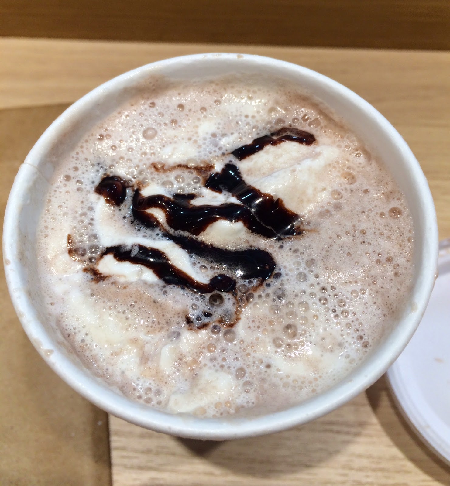 Cinnabon Bites From Cinnabon / シナボンのシナバイツ ~ I'm Made of Sugar ...