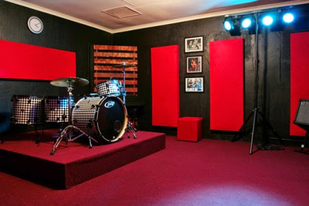 glass wool: Membuatan Peredam Suara Untuk Ruangan atau Studio Musik