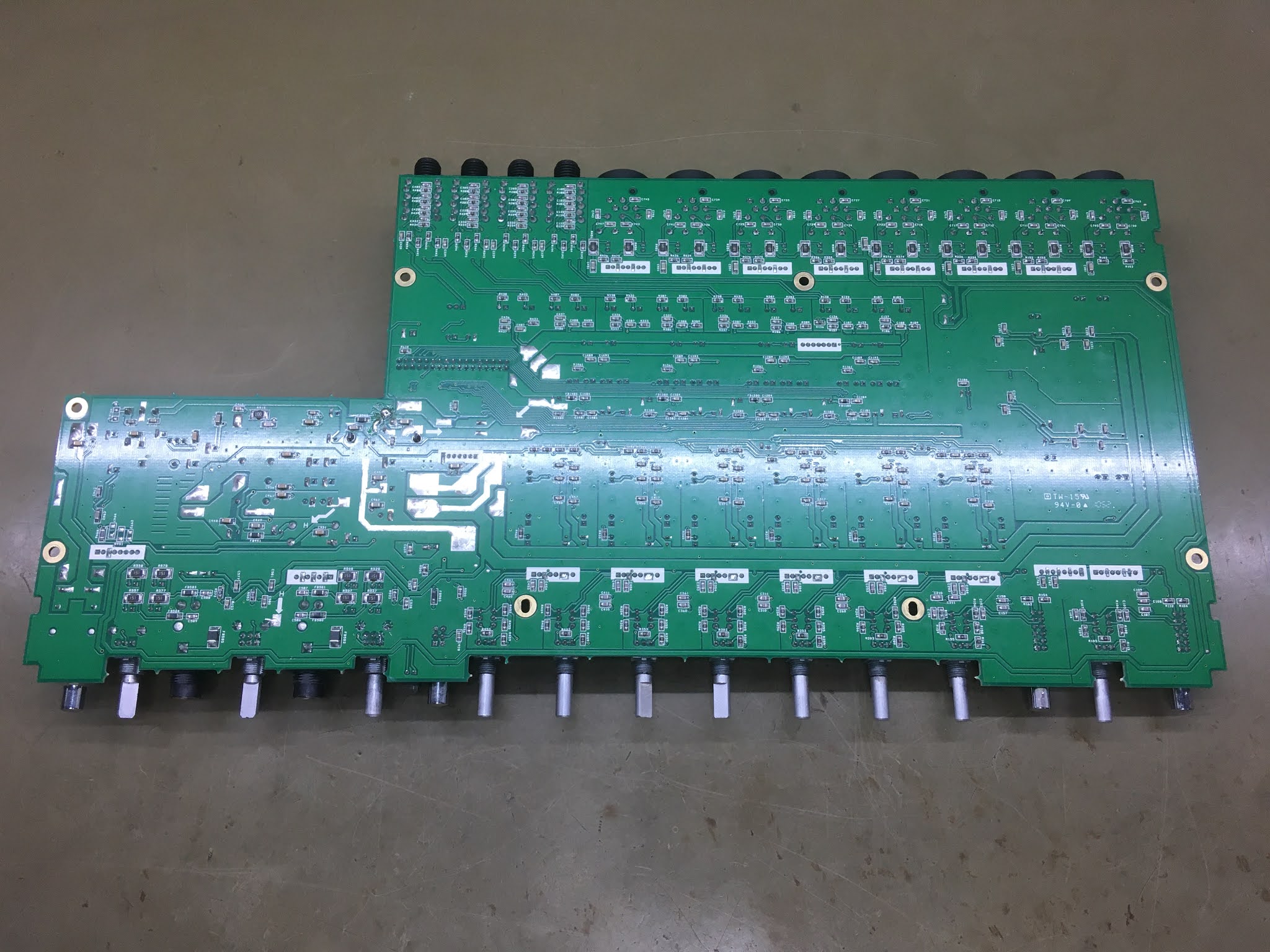 Dhvan Assistência Técnica: Interface de áudio M-Audio Profire 2626