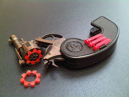 Karya Babah Antik: Die Cast Metal Cap Gun