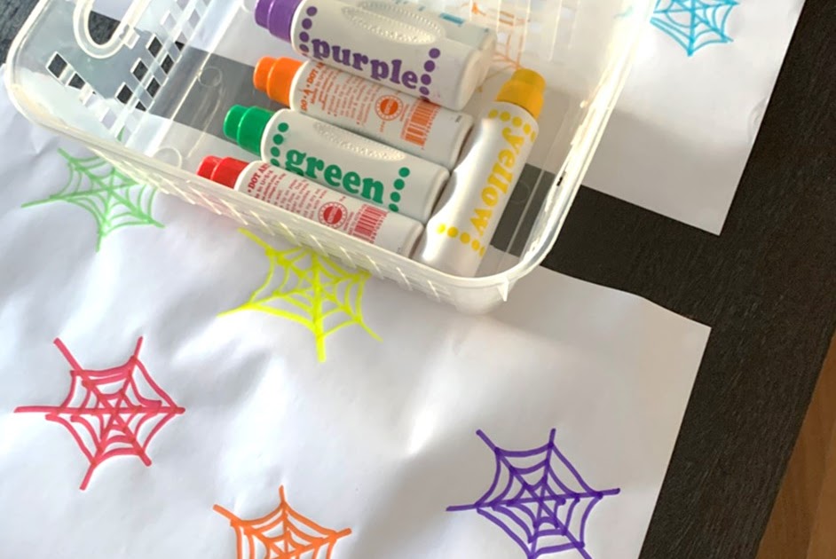Spider Butcher Paper Activities For Toddlers And Preschoolers Live spider-butcher-paper-activities-for-toddlers-and-preschoolers-live
