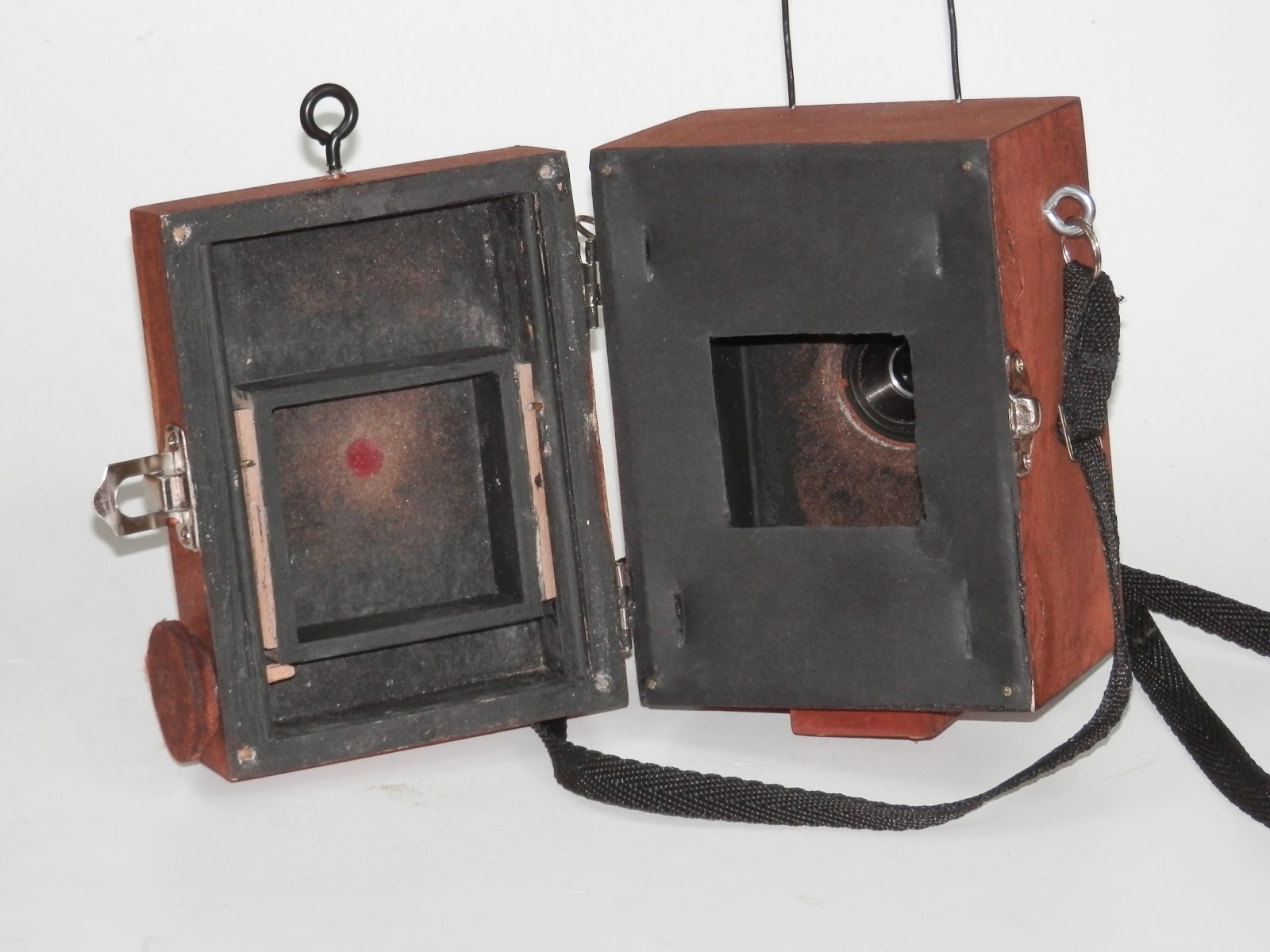 Caffenolcolor: My new Flintstone camera