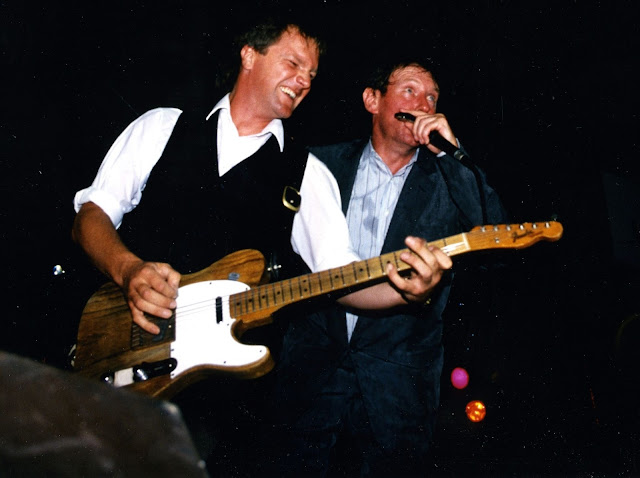 STEVE WALWYN (Guitariste de Dr Feelgood) // Interview // One step ...