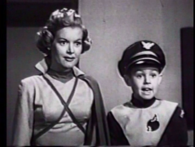 Shameless Pile of Stuff: Movie Review: Menace from Outer Space