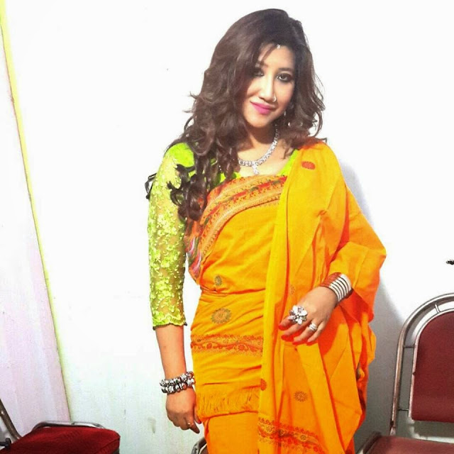 Anaya Brahma is new rising Bollywood Singer cum Actress all the way ...