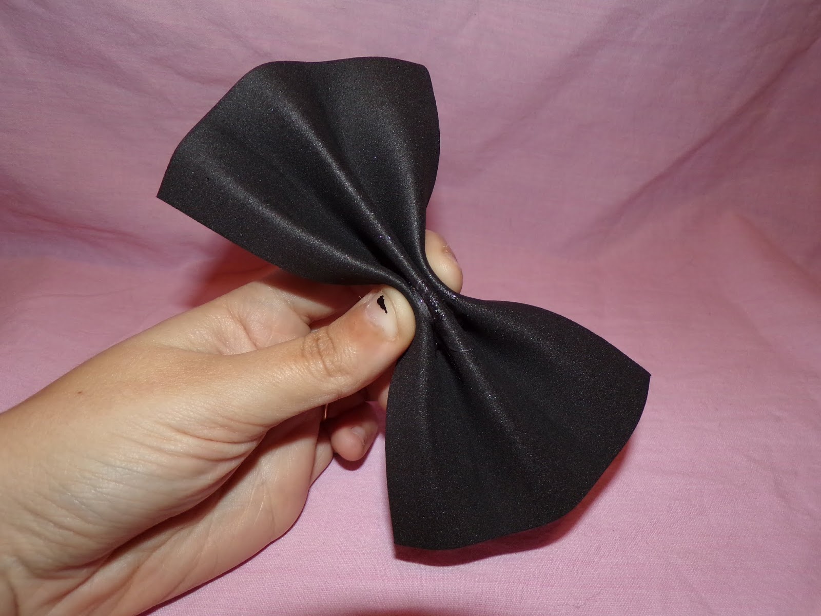 How to Make DIY Monster High Inspired Bows