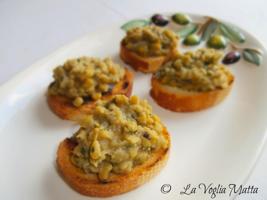 La Voglia Matta: Cucina greca : crostini con le fave