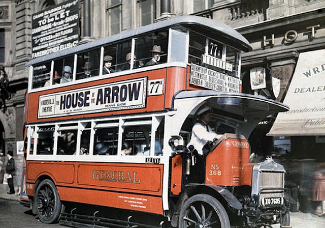 Vintage Photos of Buses in London Streets in the Early 20th Century ...