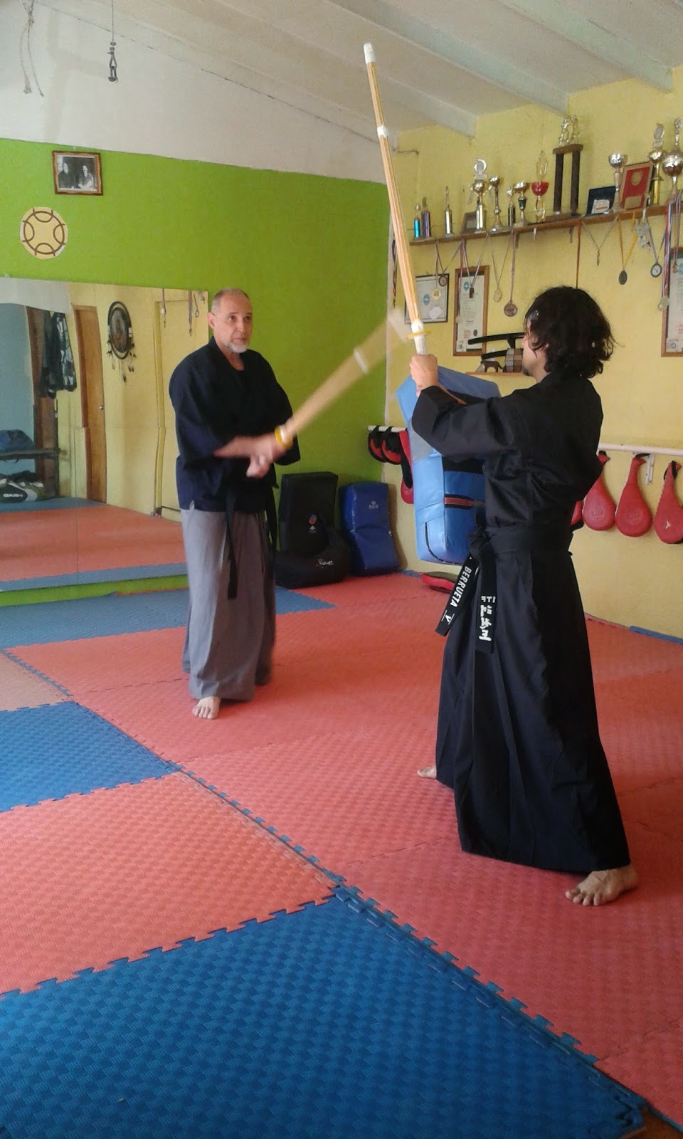 ESPADA SAMURAI: Clases en "Samurai Kumdo kwan", practica de técnicas de ...