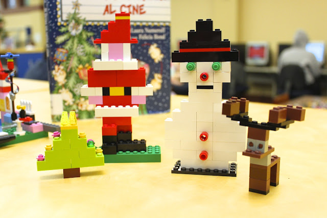 WOODSTOCK LEGO CLUB: DECEMBER 2012 - HOLIDAYS
