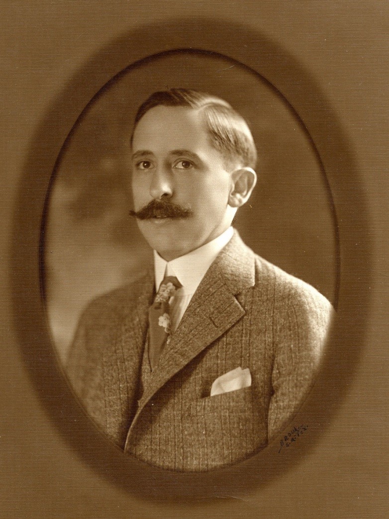 Bernardo del Hoyo Calzada: El Mesón de Jobito.