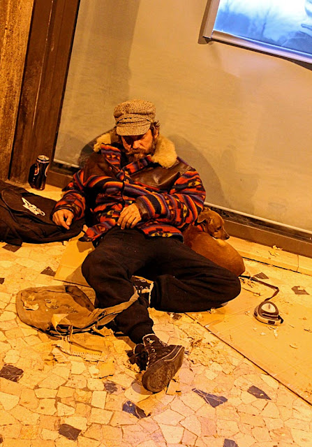 Stock Pictures: April 2012