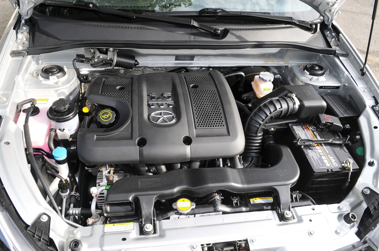 Linha JAC J3 recebe versão S, com motor 1.5 Jet Flex