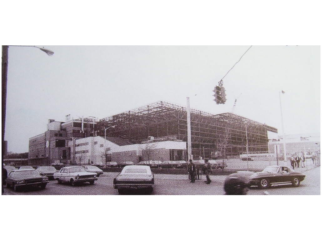 Division Street Gate. | BUICK FACTORY HISTORY