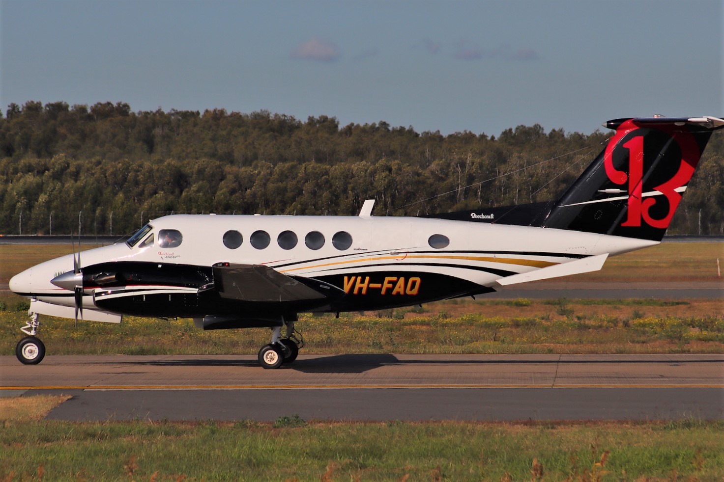 Central Queensland Plane Spotting: Sleek Brisbane-based FIFO Jet P/L ...