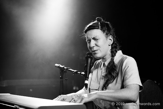 one in ten words: Kathryn Joseph at Velvet Underground - Concert Photos