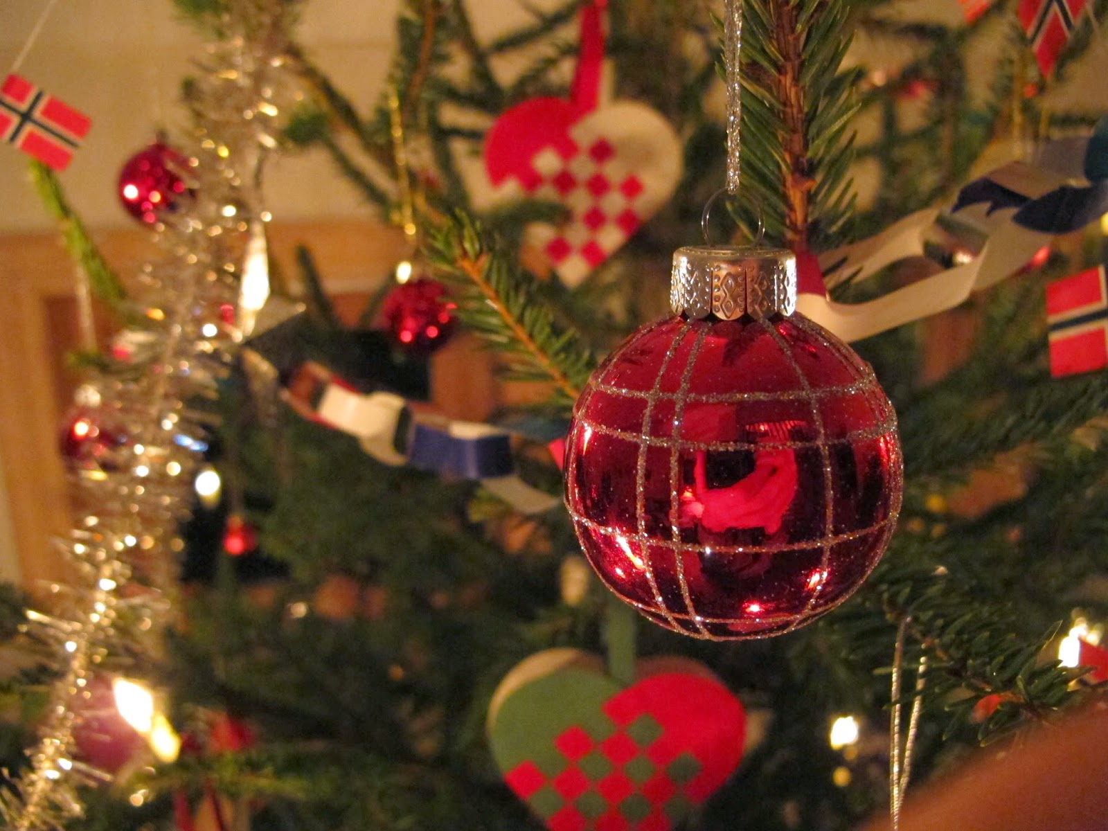 A's ALMANAKK: Juletreet...