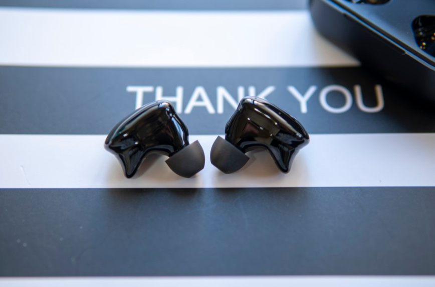 Bluetooth earphone Iriver itw-d500 Review