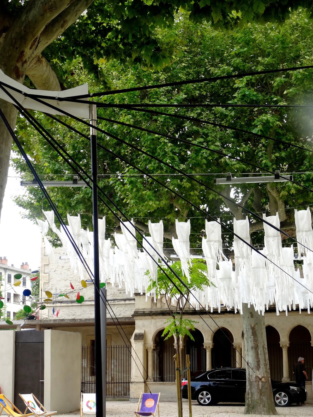 paumée: Temps fatigué, retaper ville et Brigetoun, l'air du temps de ...