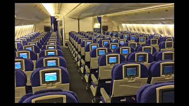 New Boeing 777-200 Interior Photos