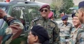 Independence Day: Lt Col MS Dhoni Visits Ladakh, Spends Time With ...