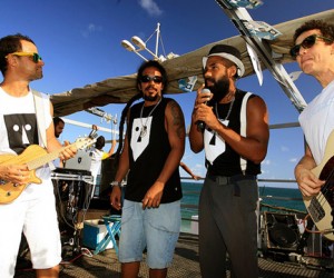 ACONTECE: Baiana System faz show no Recife