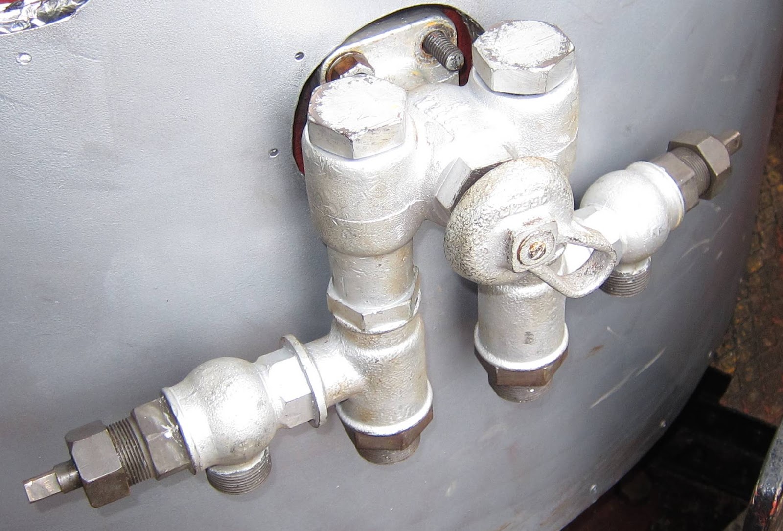 Sentinel Steam Loco 7109: Boiler Fittings (3)