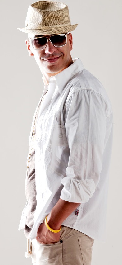 FOTOS DE CANTANTES: FOTOS DE YOMO