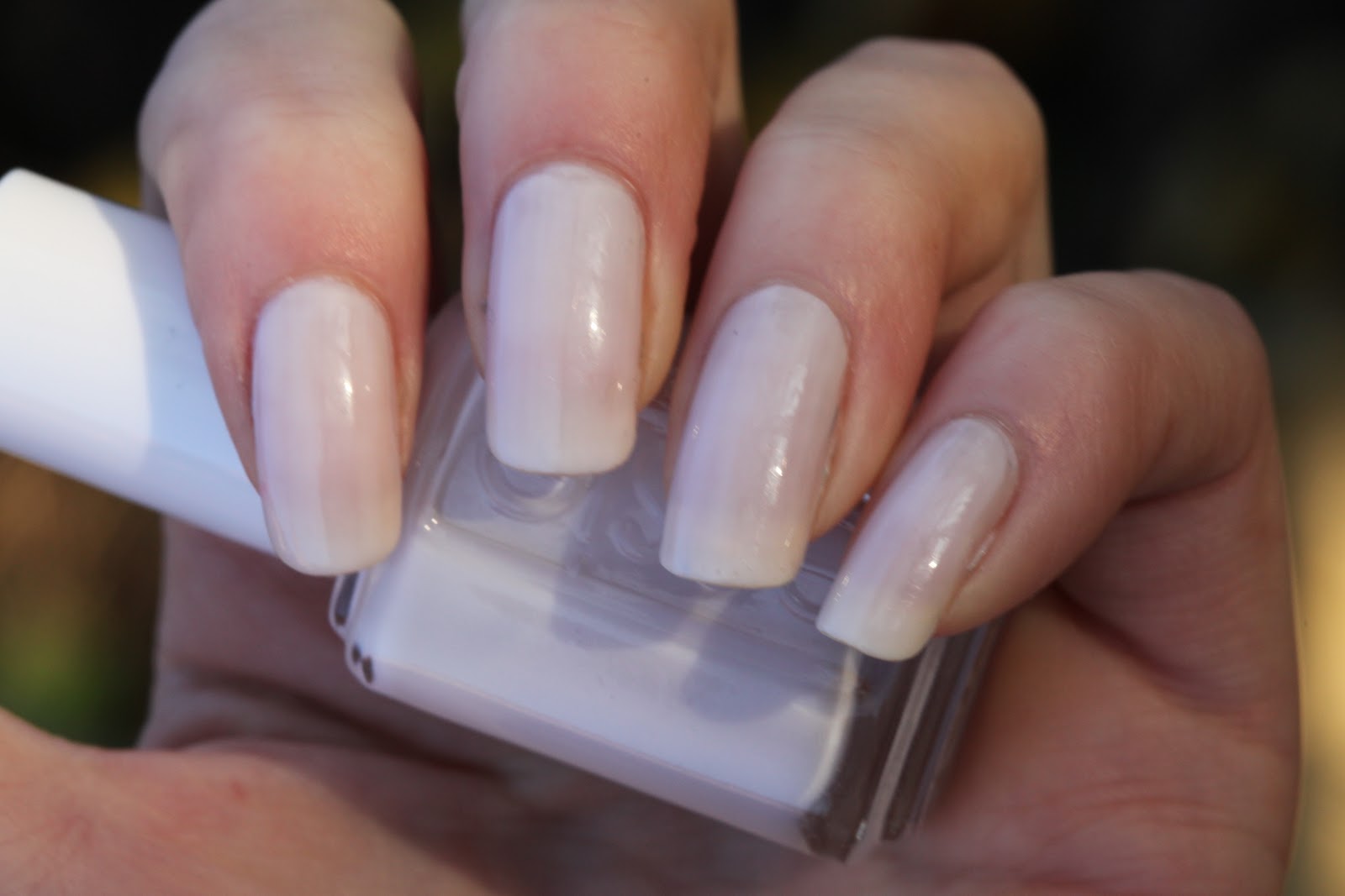 Polish or Perish: Essie Minimalistic