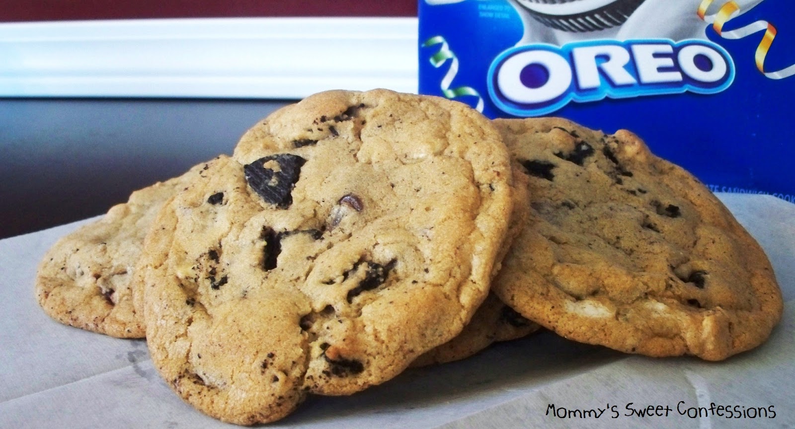 MOMMY'S SWEET CONFESSIONS: Giant Double Chocolate Chip Oreo Cookies