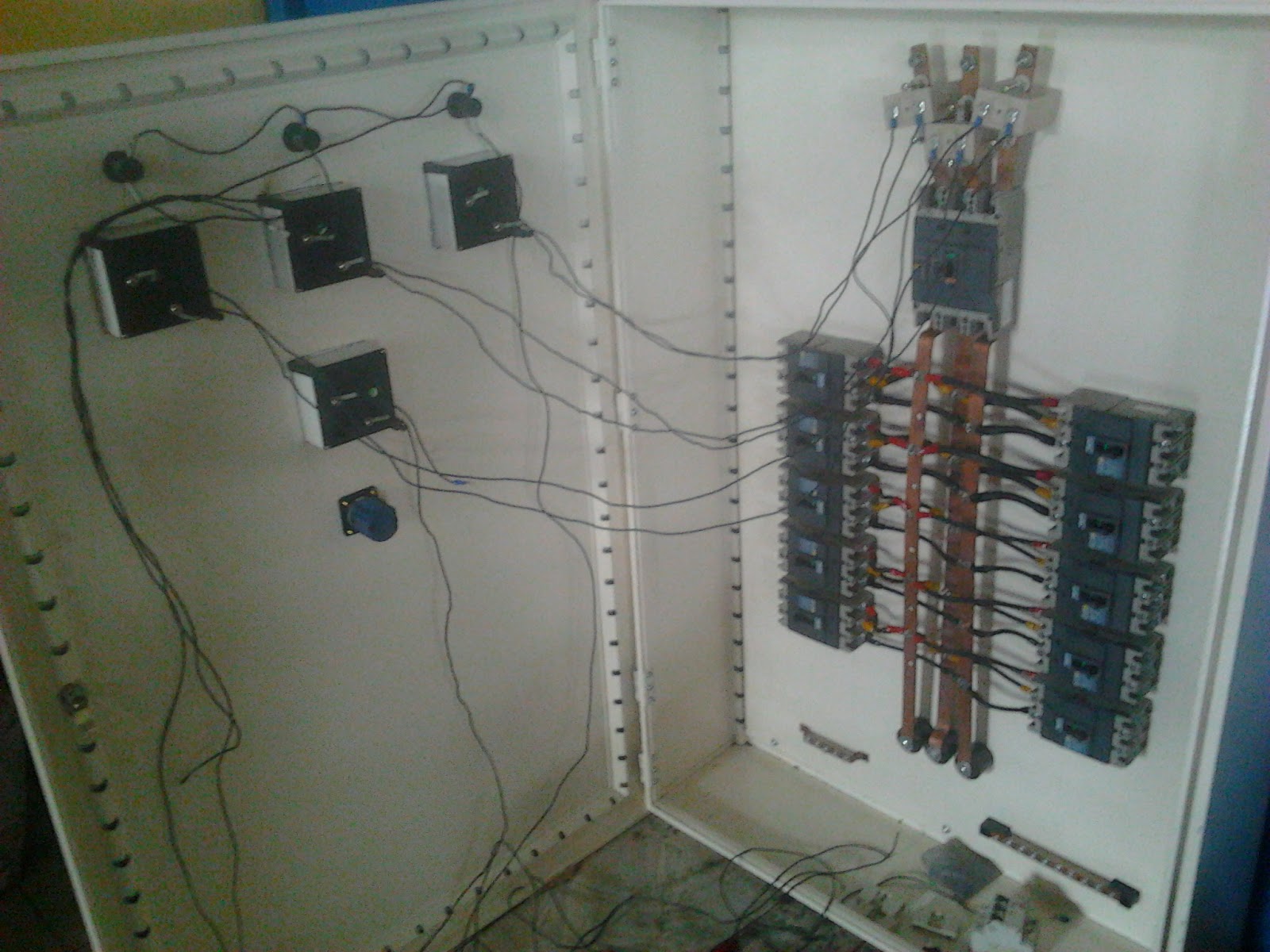 Etnik Sugitama: Panel Listrik Induk - Panel Feeder Utama - Panel ...