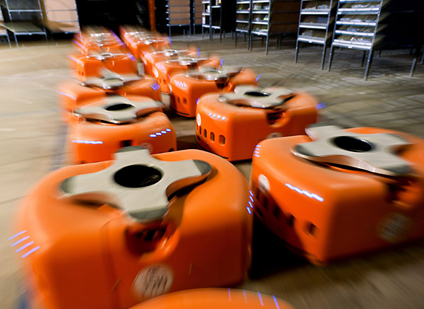 Photographing Kiva Systems Robots in a Fayetteville E-Commerce ...