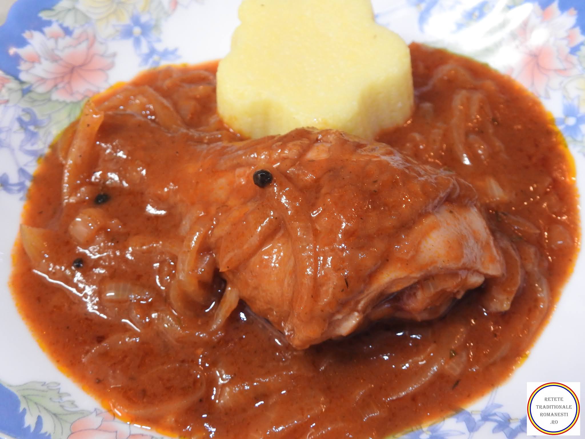 Tocanita de ceapa cu pui afumat reteta | Retetetraditionaleromanesti.ro